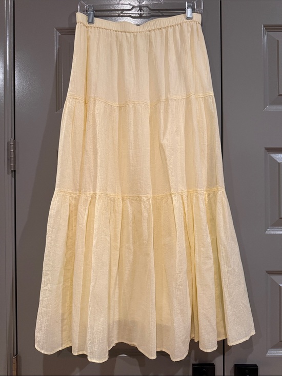 Uniqlo | Skirts | Uniqlo Butter Yellow Tiered Maxi Skirt Nwot | Poshmark